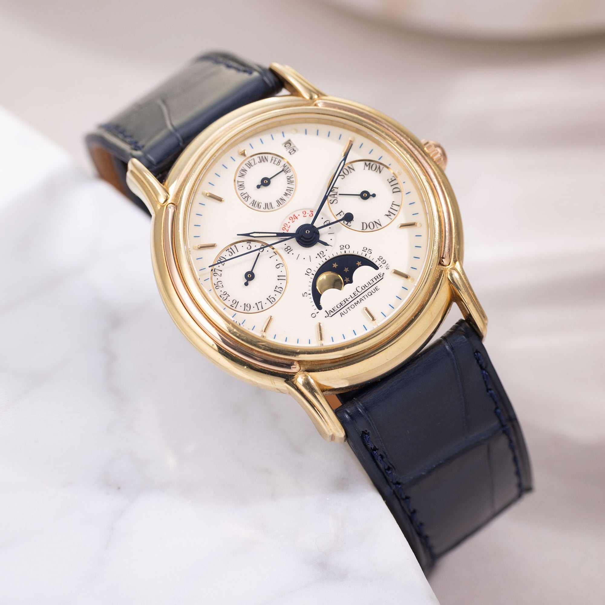 Jaeger-LeCoultre Odysseus Perpetual Calendar with Moonphase in 18k Yel