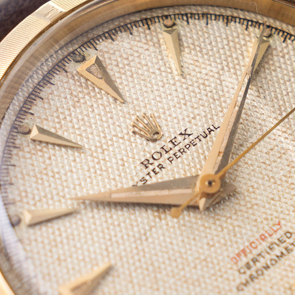 Rolex Oyster-Perpetual 6285 with Honeycomb Red Writing Dial in 18K Yel